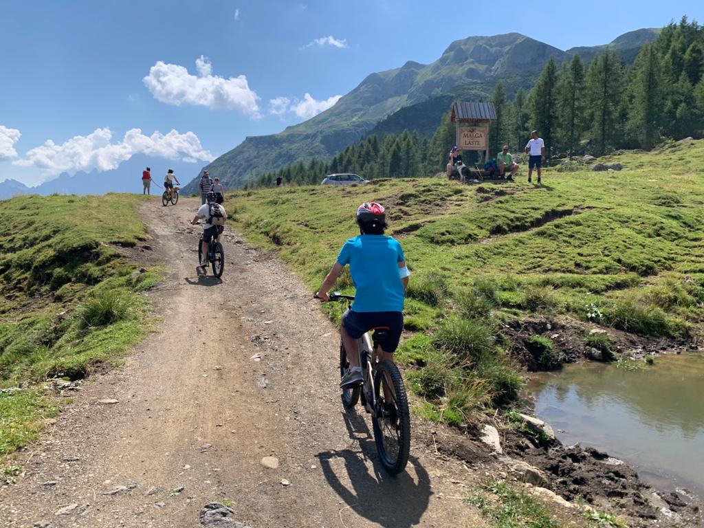 MOUNTAIN BIKE - Visit Marmolada